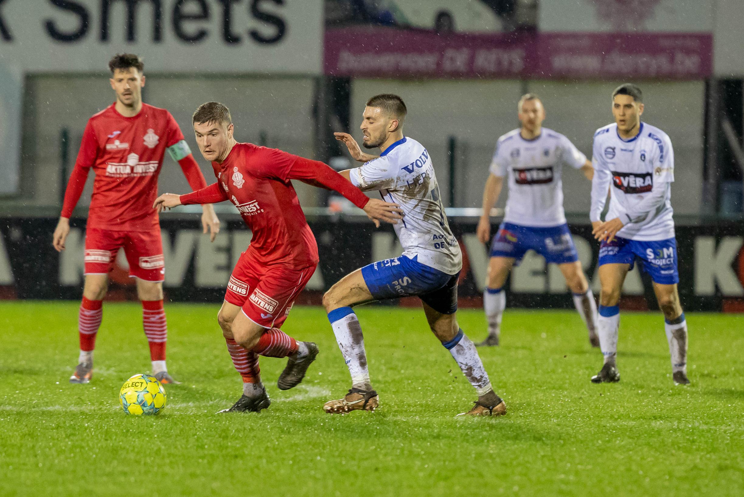 Hoogstraten doet gouden zaak bij Heist: “Belangrijke zege, maar we zijn ...