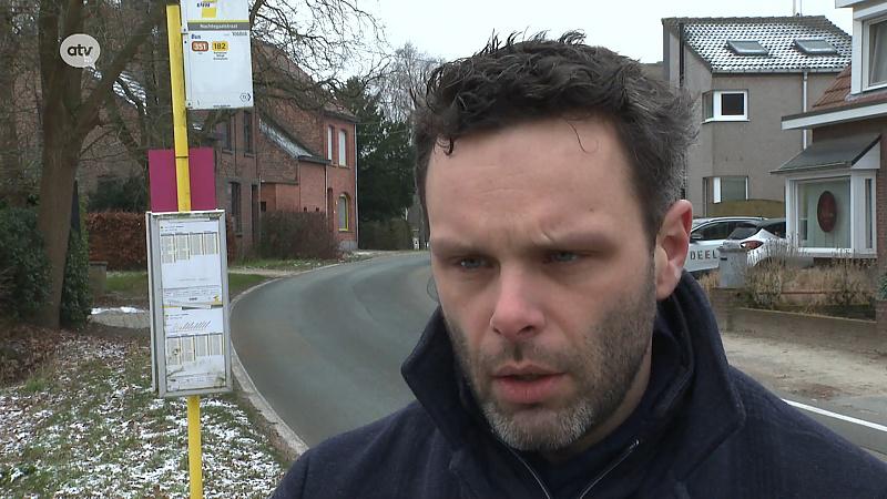 Burgemeester van Rumst uit ongenoegen over afgeschafte bussen: “Tijd ...