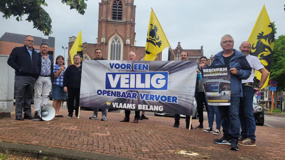 Vlaams Belang wil extra bescherming buschauffeurs | GVA