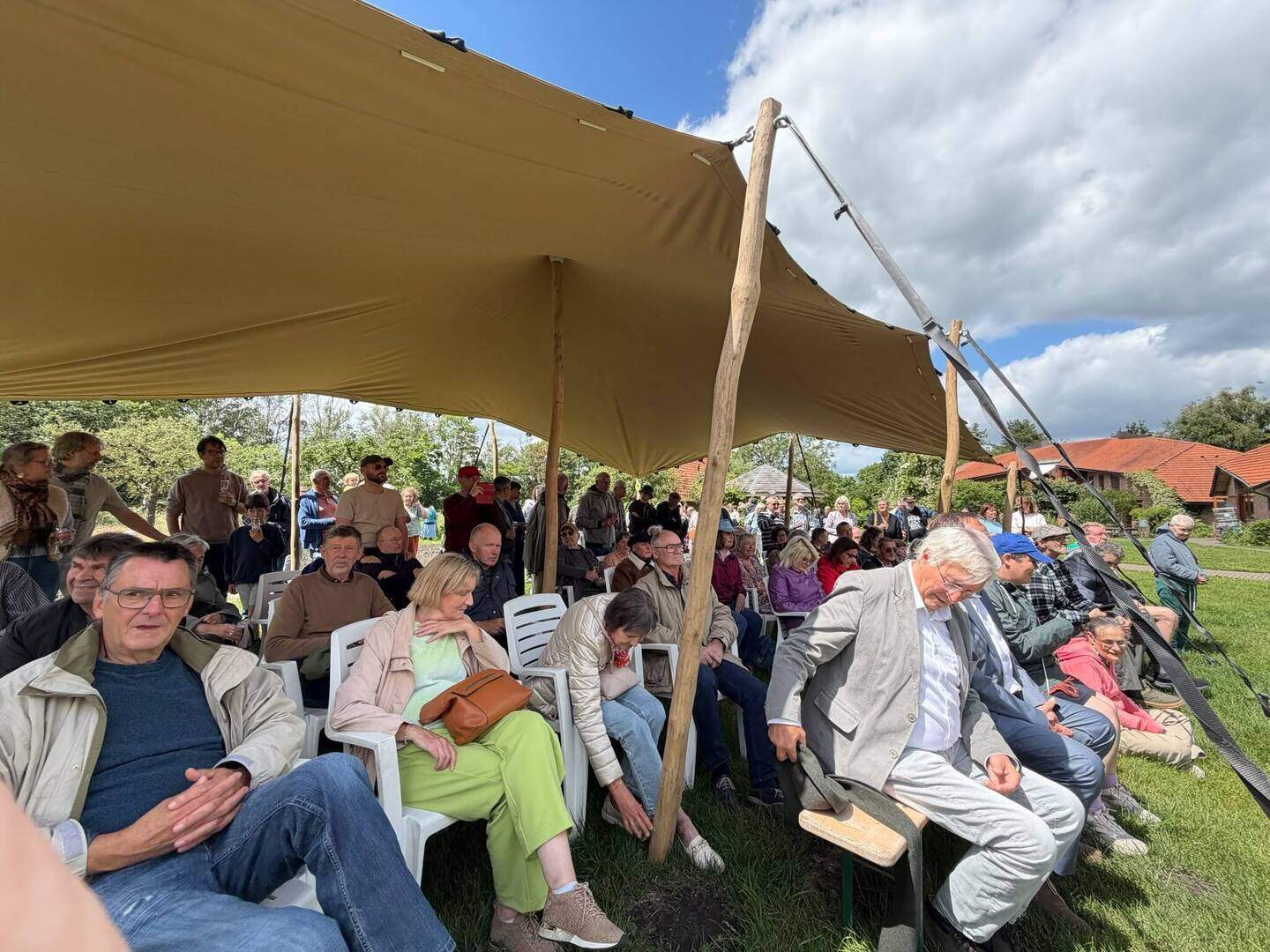 “Hier begon het verhaal van Widar”: vernieuwde Huize Midgard feestelijk ...