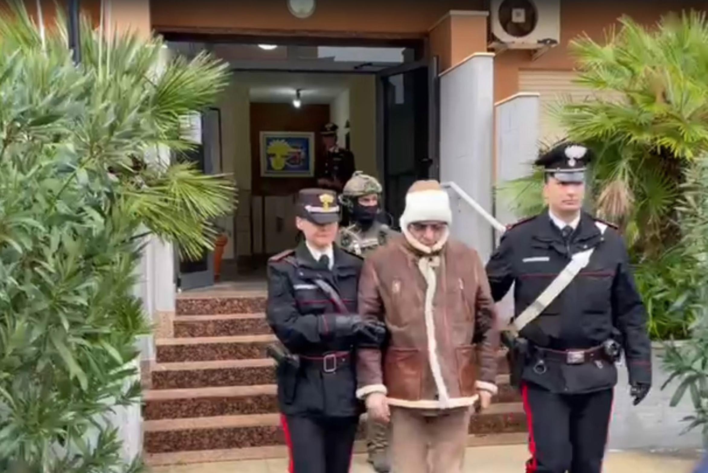 Beruchte Italiaanse maffiabaas krijgt levenslang voor rol in moorden op ...
