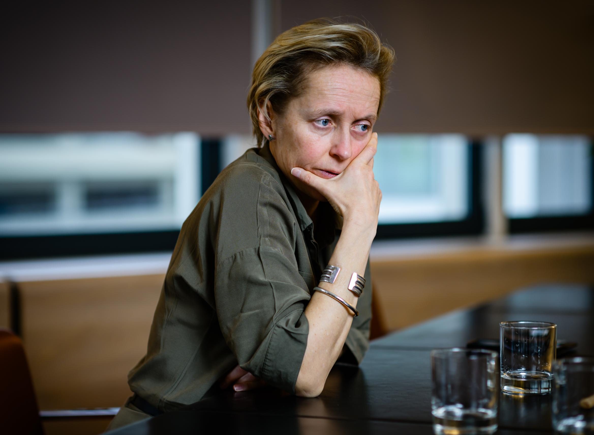 Annick De Ridder, Vlaams minister van Mobiliteit: “Het is niet prettig, maar ik ga hier niet ...