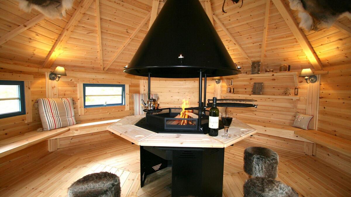 Winterbar Bar Perron opent Kota Grill: “Vier Finse hutten voor een ...