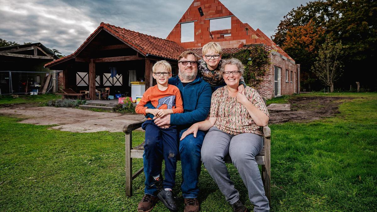Door brand getroffen gezin verhuist tijdelijk naar stacaravan in Heist ...