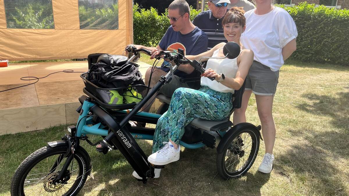 Erika Van Tielen steunt inclusieve fietskaravaan: “Voor mij is fietsen ...