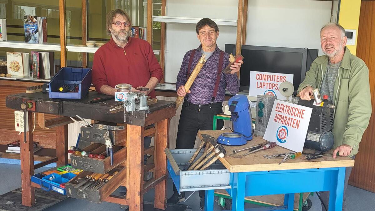 Repaircafé recycleert zichzelf en begint tweede leven als Deelatelier ...