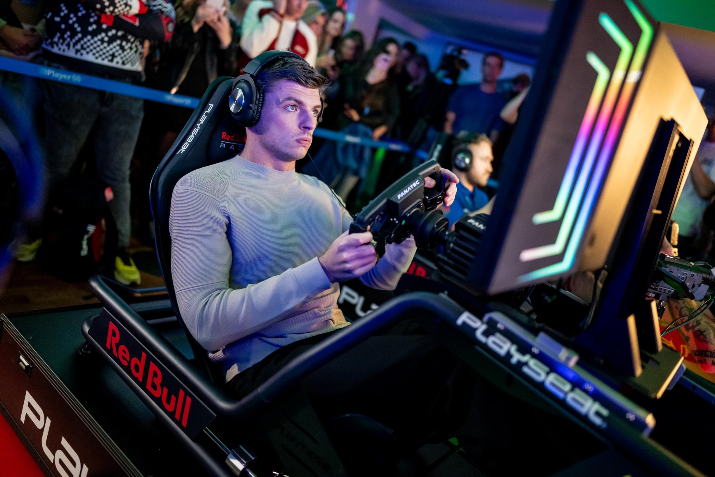 Gedaan met daags voor een race te gamen tot drie uur ’s nachts: Red ...