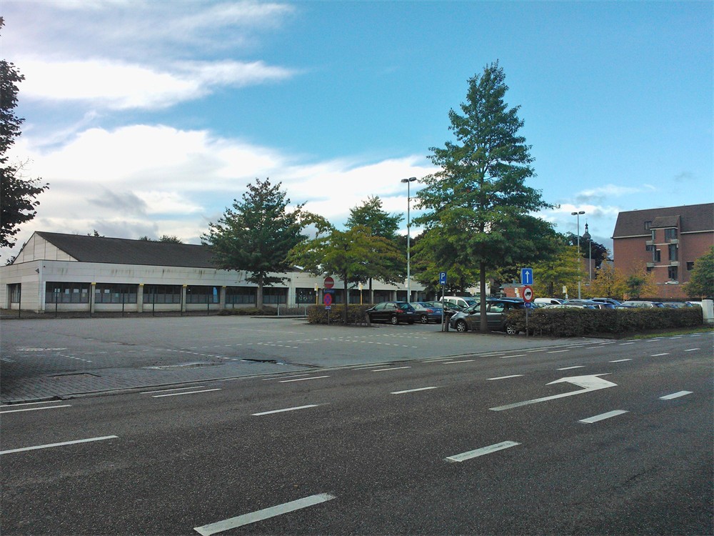 Parkeerverbod op stelplaats aan het Spijker | GVA
