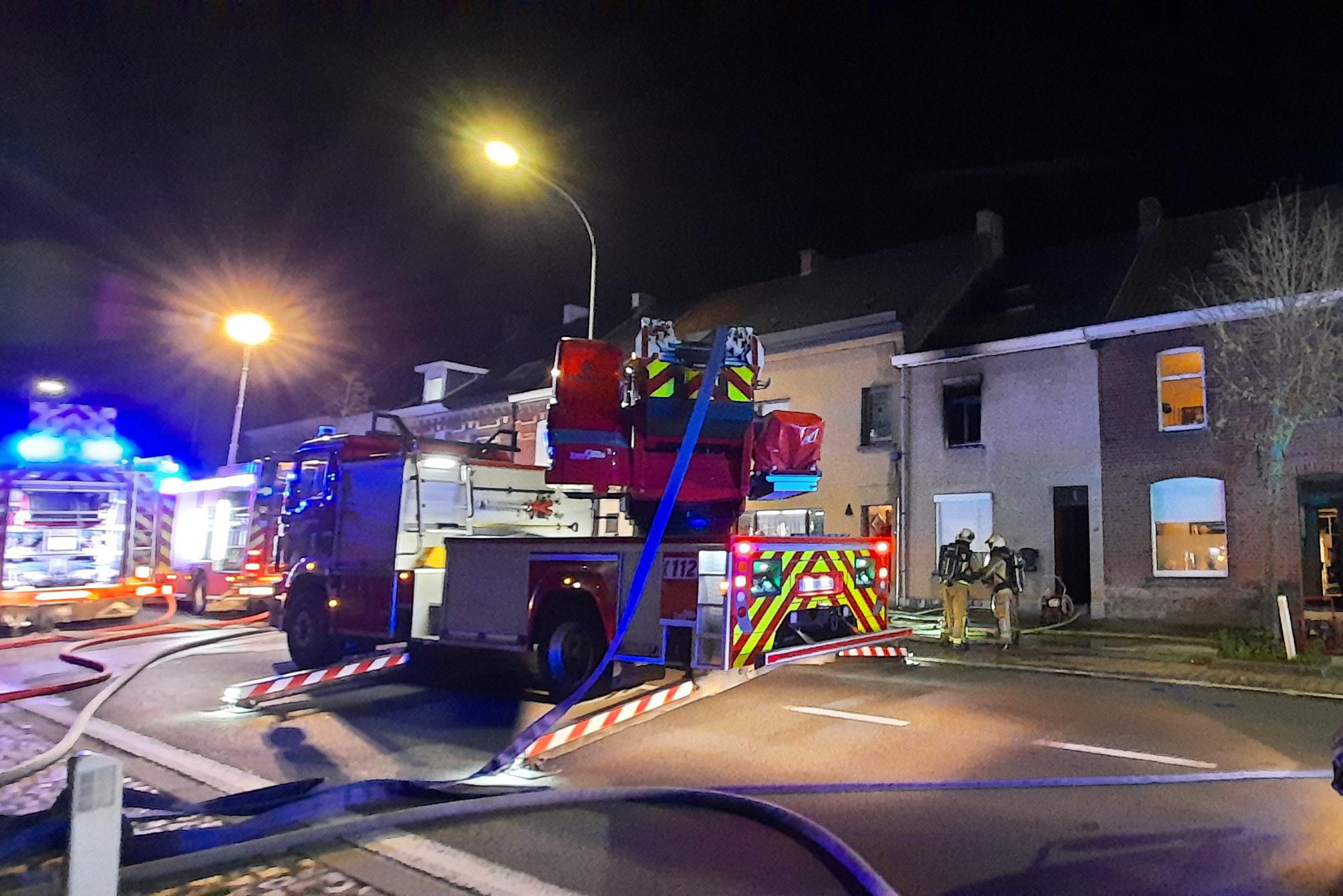 Vrouw (55) overleden bij brand in Ronse, partner meegenomen voor ...
