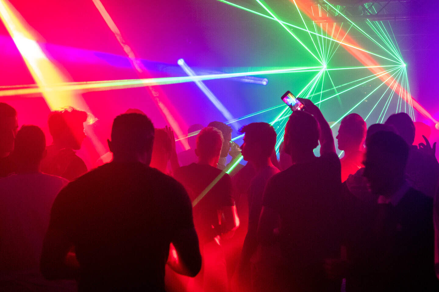 Concessie voor feestzaal onder de sporen gaat niet naar Ampere: nieuwe ...