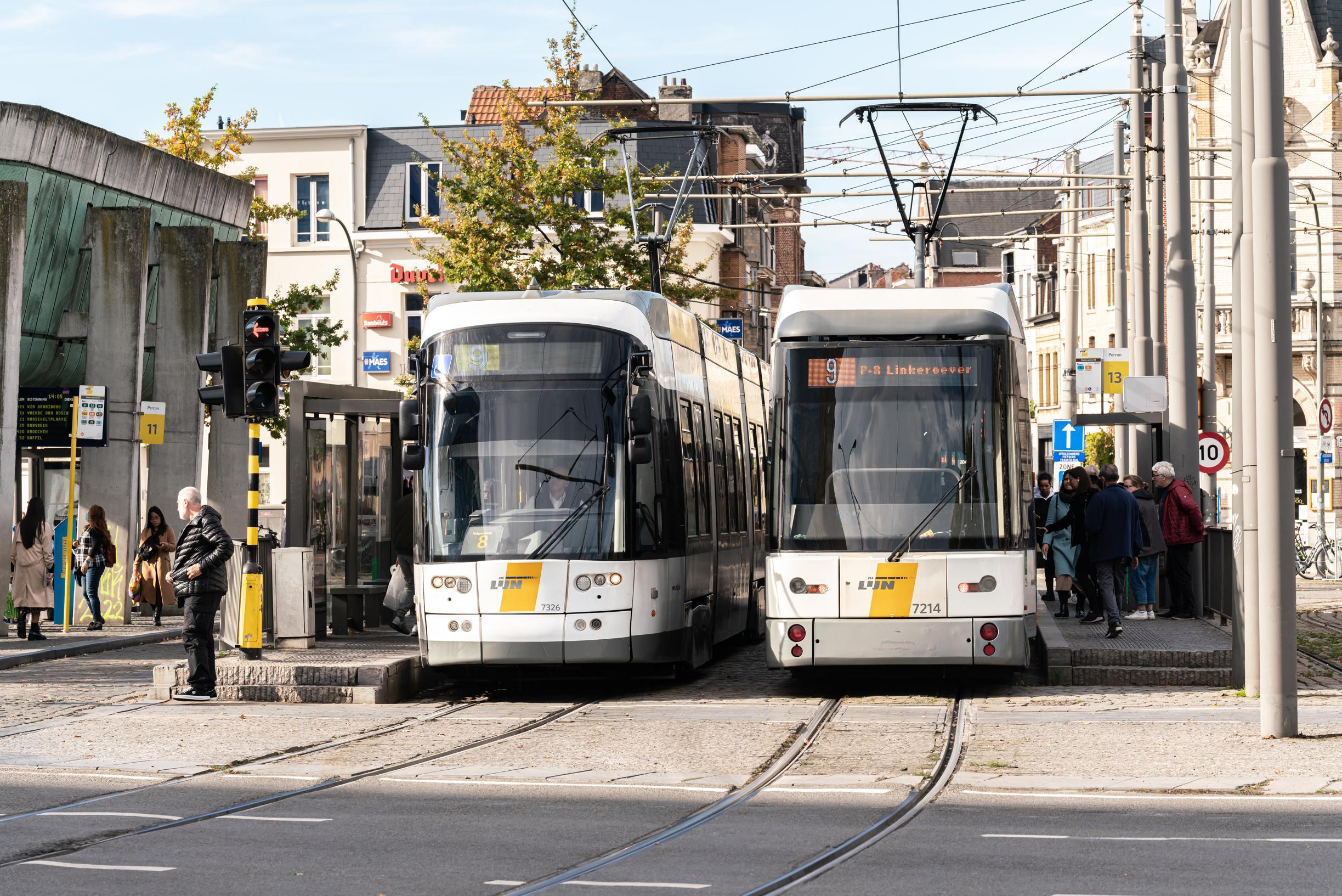 Tramverkeer tijdens krokusvakantie onderbroken in Berchem, Mortsel en ...