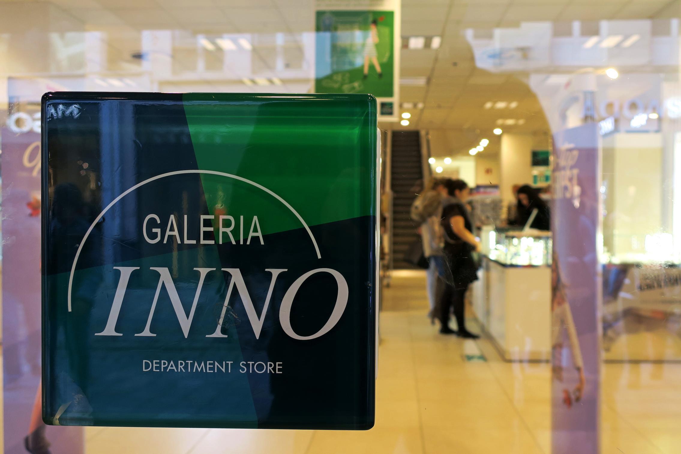 Inno-moeder wil minstens één op de drie winkels sluiten | GVA