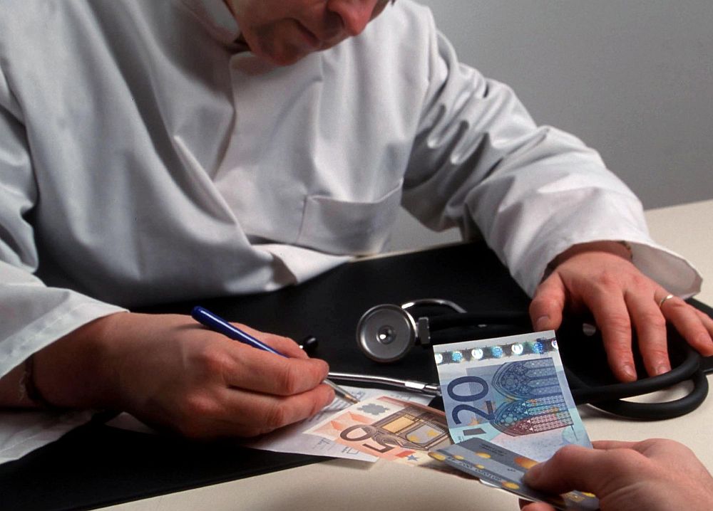 Dokter voor de rechter voor ziektebriefje van kinderen | GVA