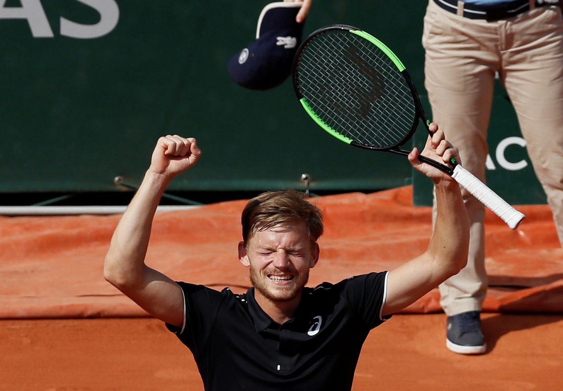 David Goffin vecht als een leeuw en klopt Monfils in vijf sets op ...
