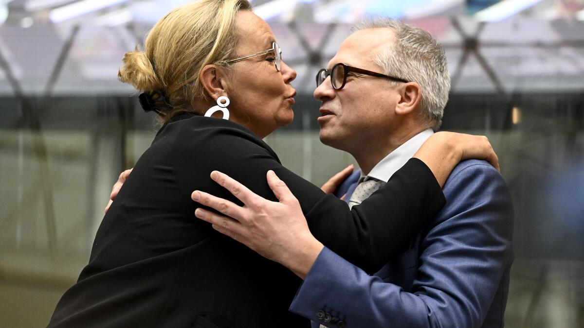 Liesbeth Homans, de voorzitter die het parlement extra peper gaf: “Dit ...