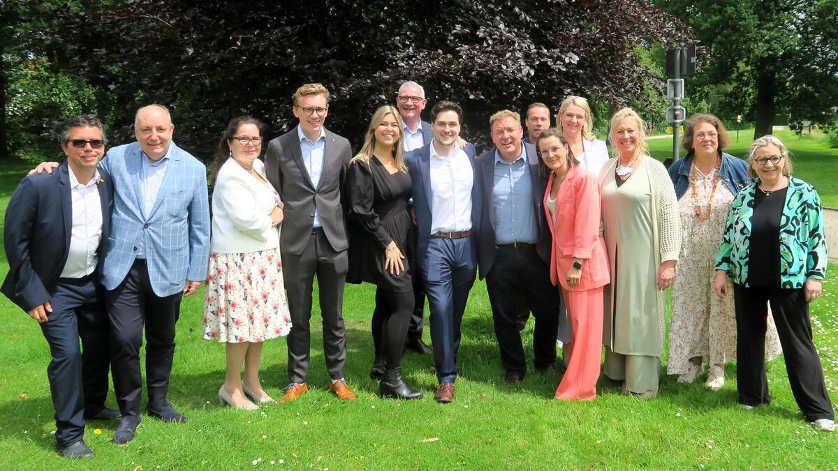 Burgemeester De Veuster stelt ‘sterkste lijst ooit’ voor: “Niemand werd ...