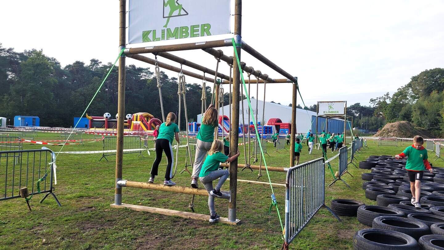 1.500 Leerlingen lopen de beentjes onder hun lijf op Run4Fun op domein ...