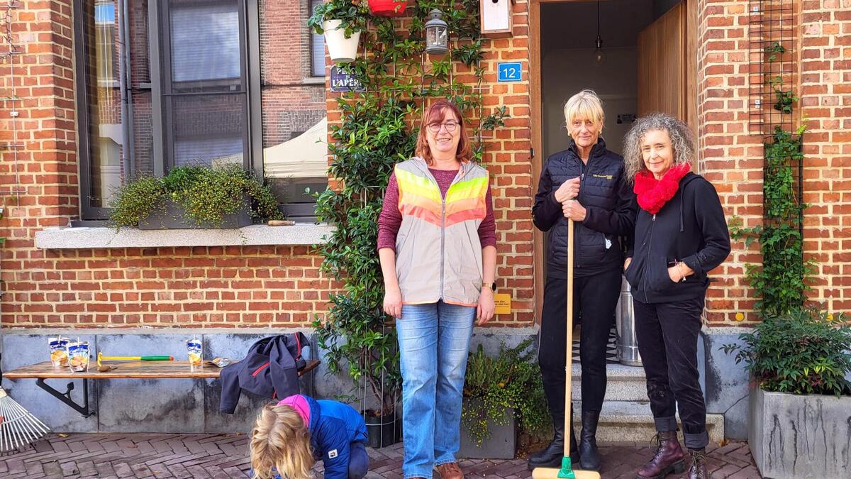 Bewoners kuisen samen hun wijk op: “Een manier om je buren te leren ...