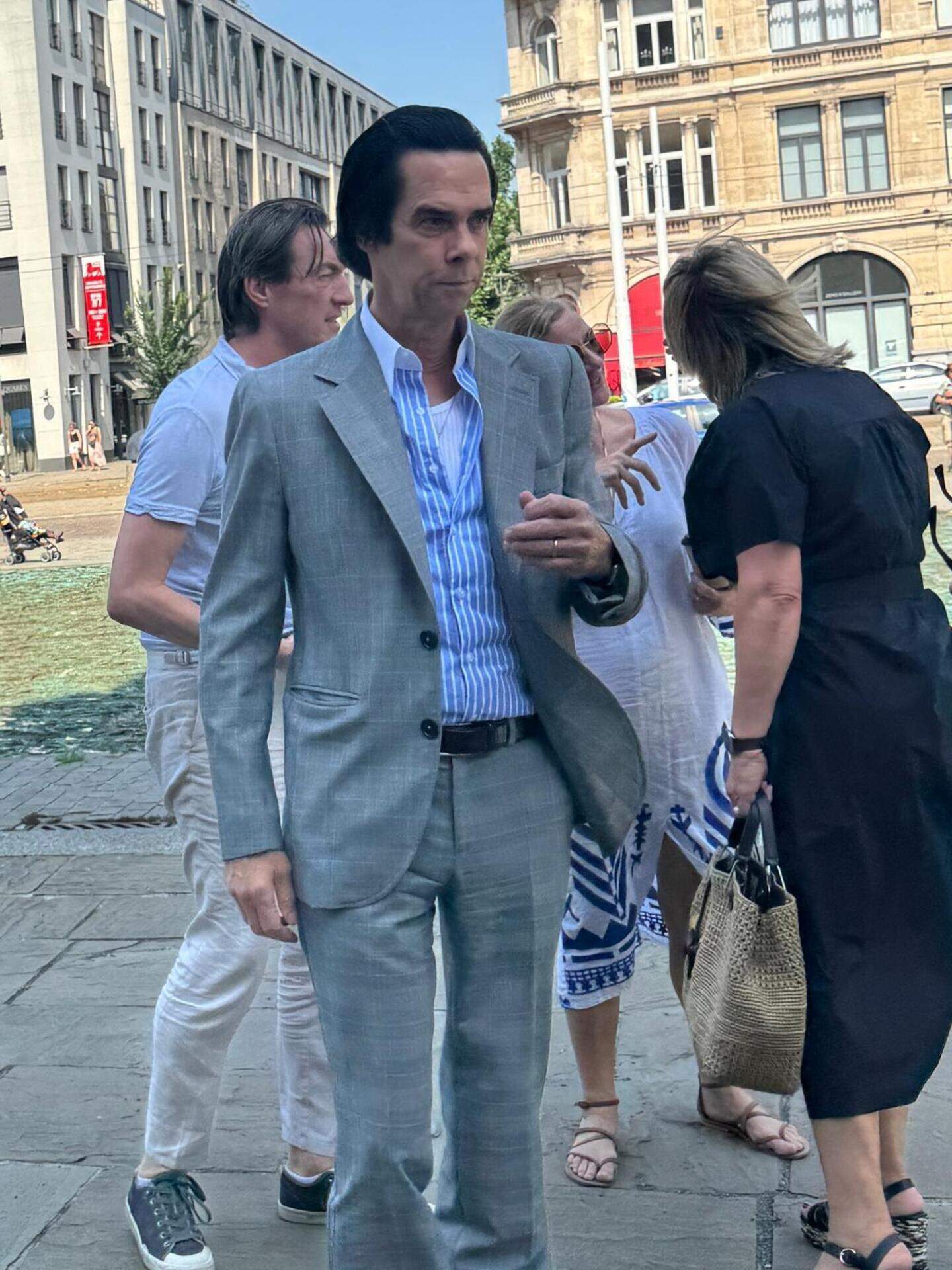Nick Cave bezoekt KMSKA en Lambermontmartre: “Plots zag ik hem dansen ...
