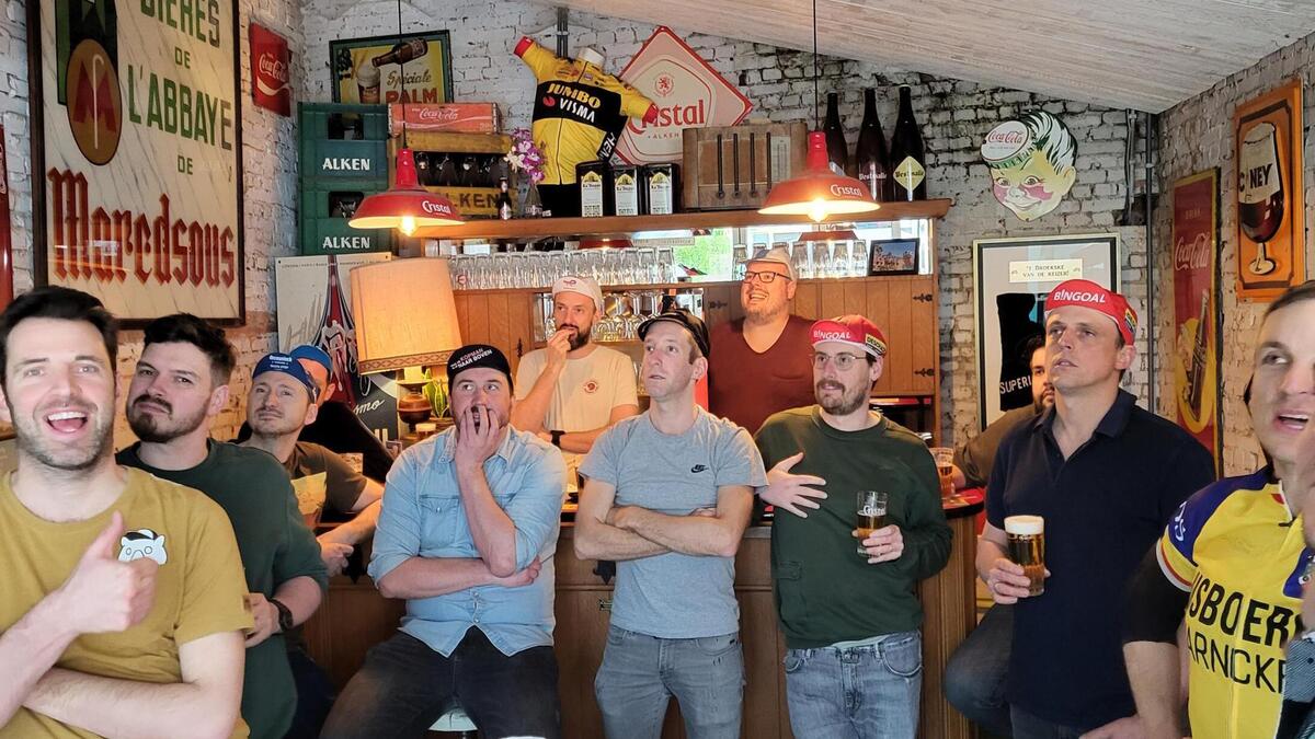 Dolle sfeer tijdens vrijgezellendag in ’t Cristalleke: “Vandaag niet ...