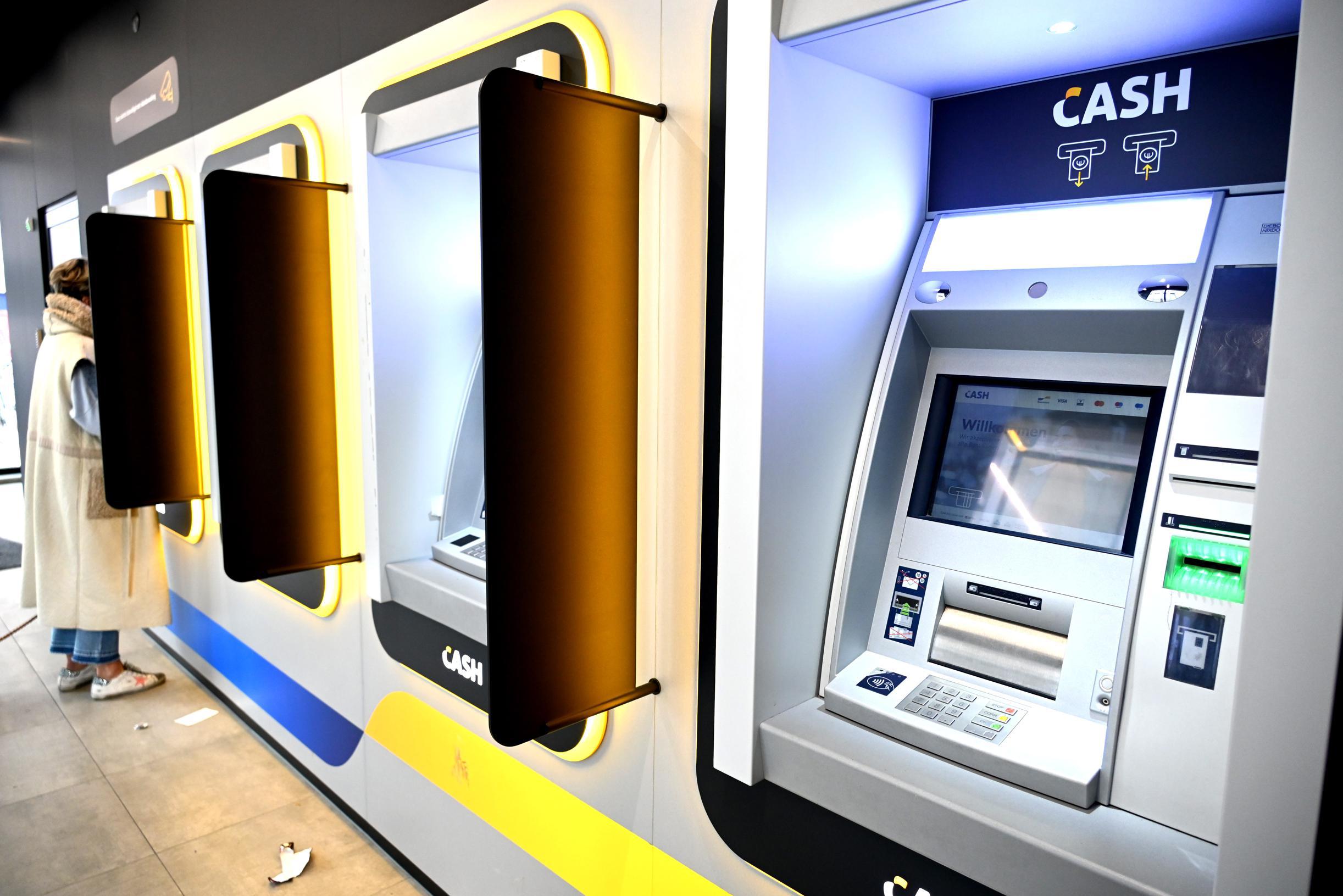 Wordt cash (weer) king?: zes nieuwe Cash-points op komst in Willebroek ...