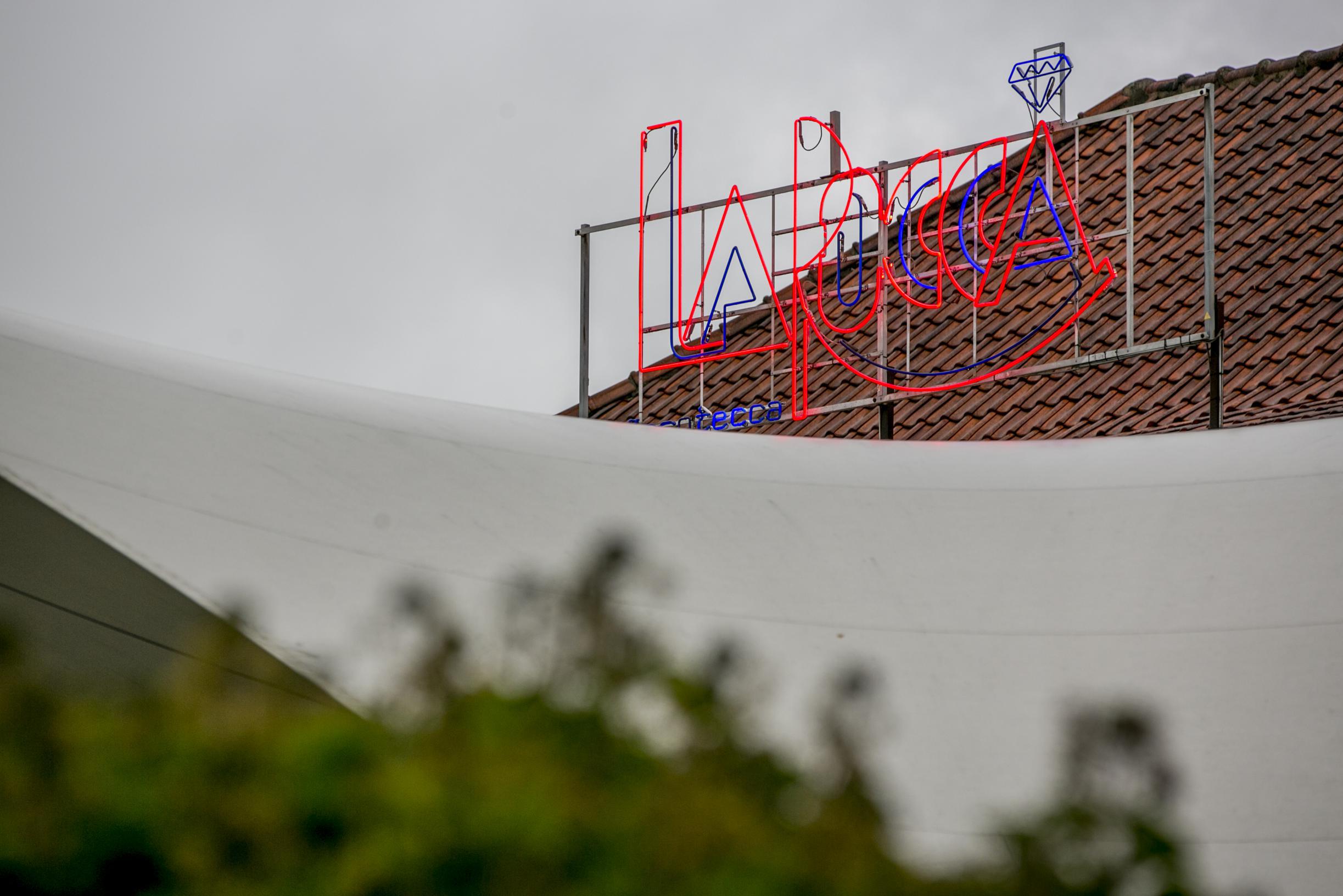 Legendarische discotheek La Rocca hint op comeback (en stelt nieuw logo ...