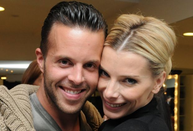 Anthony Kumpen en Griet Vanhees trotse ouders van Henri-Constant | GVA