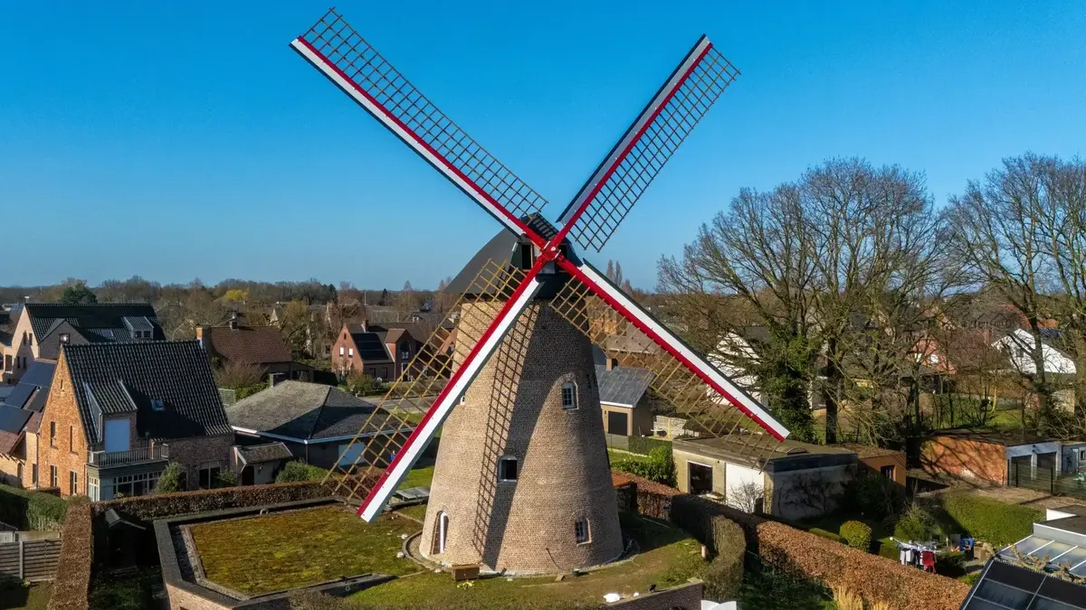 Stenen molen Bounke Bounke heropent officieel voor publiek op ...