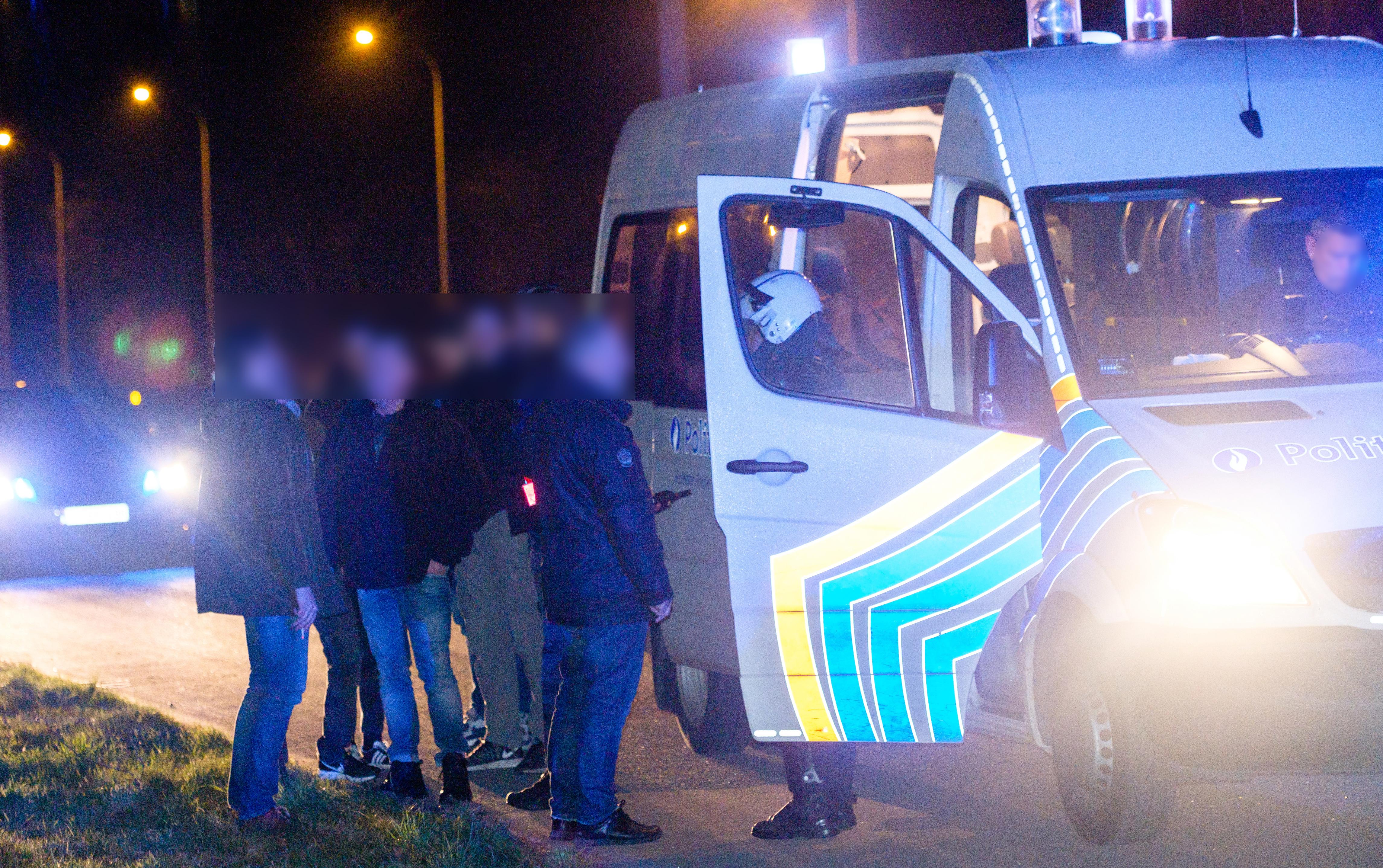 Toiletloze bus maakt pitstop op pechstrook | GVA