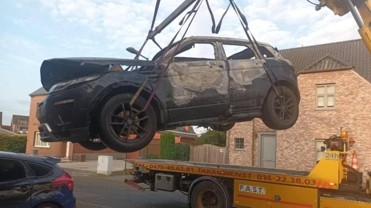 Politie arresteert verdachte van brandstichting Range Rover: ex-partner ...