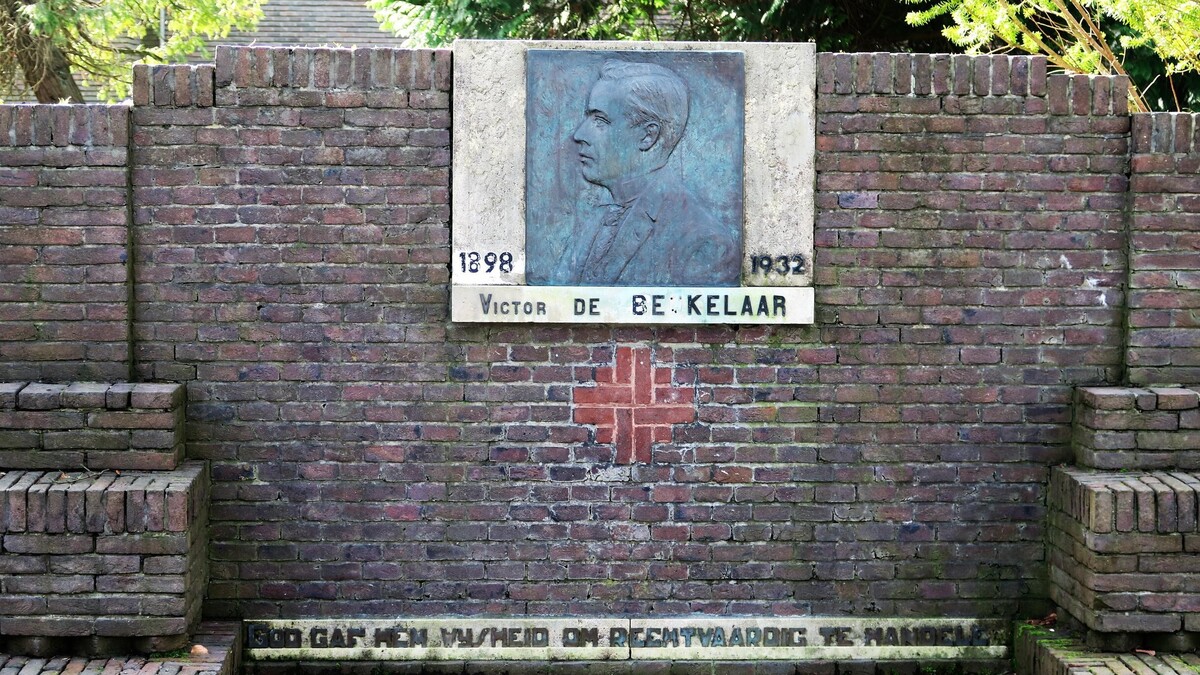 Viering negentig jaar kerk Onze-Lieve-Vrouw Koningin ingezet: stichter ...