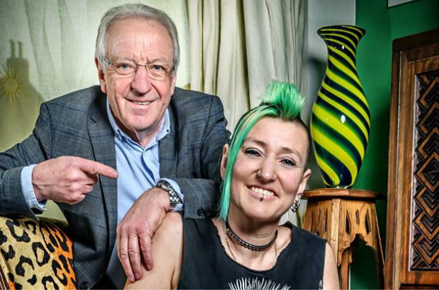 José De Cauwer en punkdochter Debbie doen hun goesting: “Mijn vader is ...