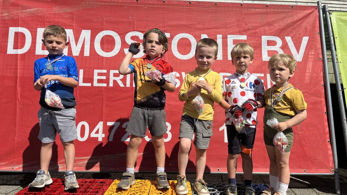 Grote Prijs Louis Mampay zorgt voor wielerfeest, zoontje van twee oud ...