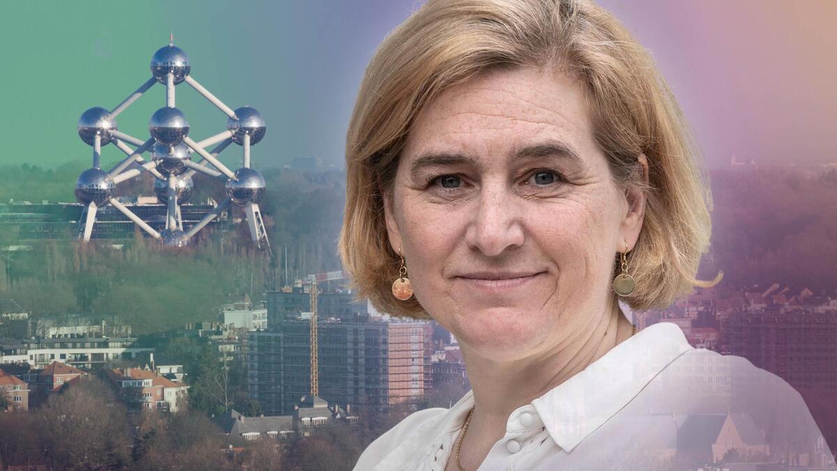 INTERVIEW. Antwerpse Elke Van den Brandt (Groen) deelt de lakens uit in ...