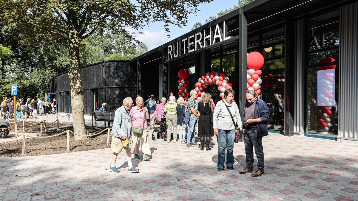 Ruiterhal heropent met veel enthousiasme en lovende reacties | GVA