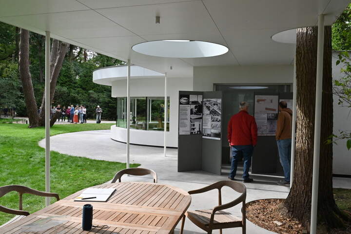 Bokep brutal sotwe found Sascha on a different website that