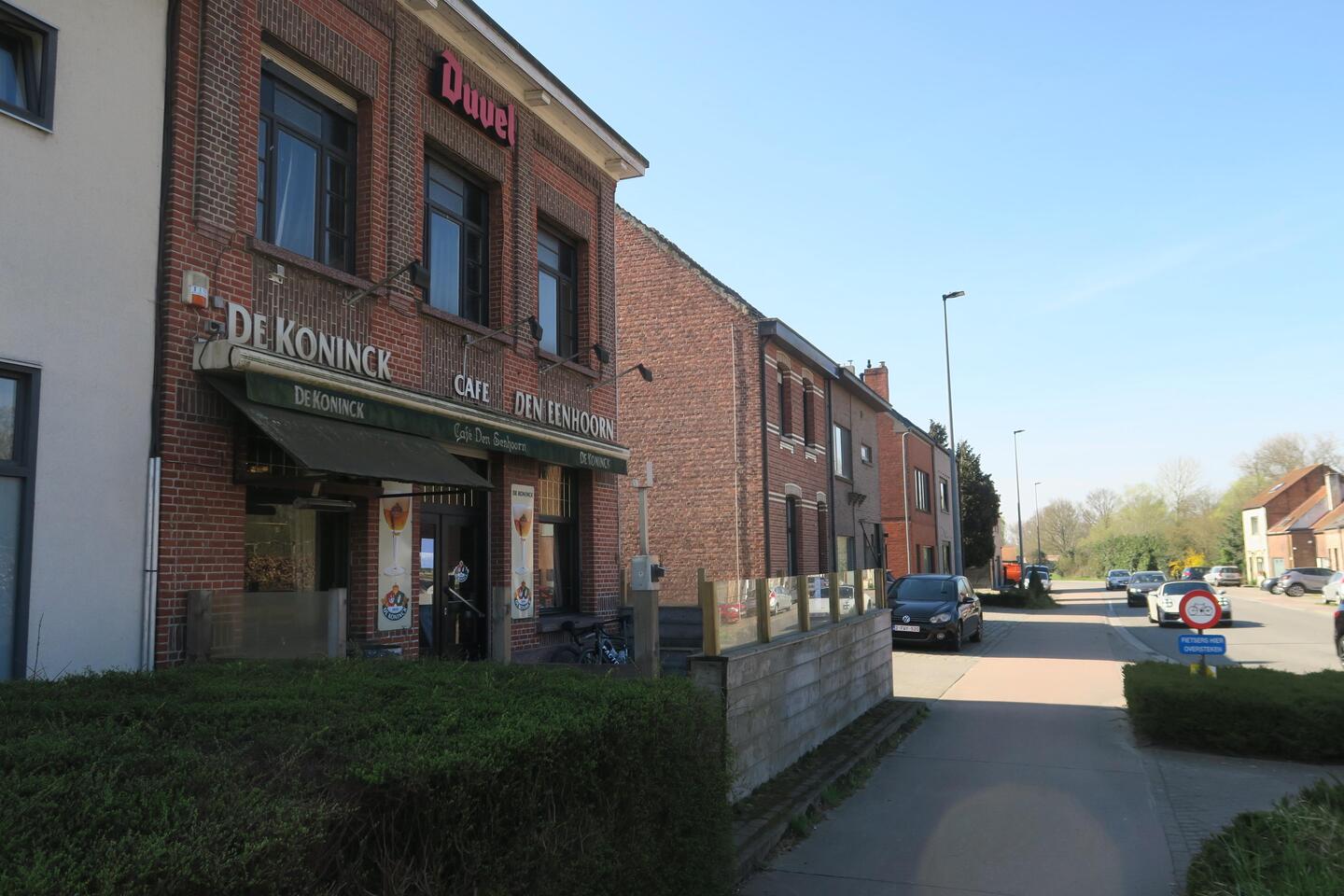 Heraanleg Oelegemsteenweg begint in 2026: brede fietspaden én 155 ...