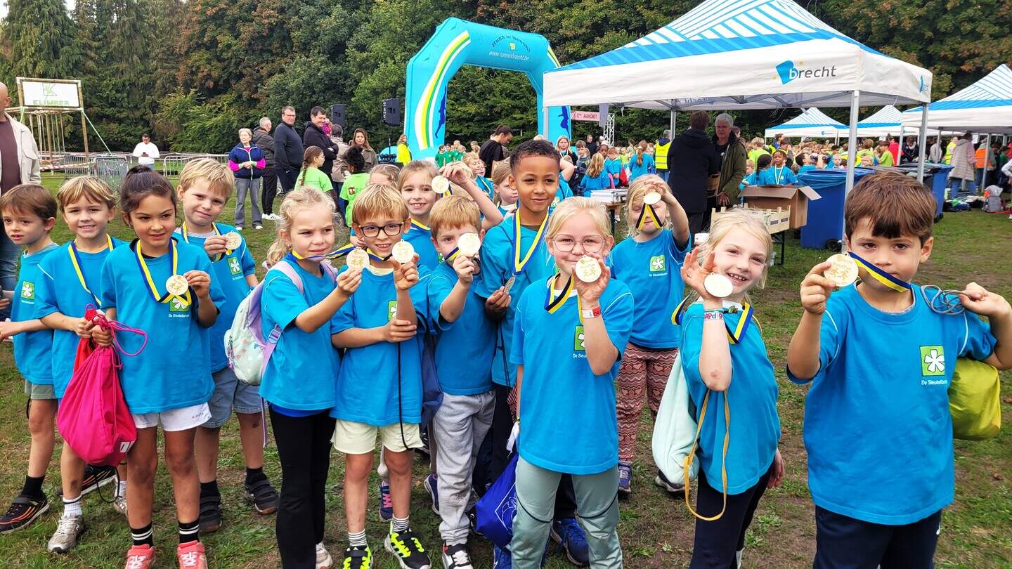 1.500 Leerlingen lopen de beentjes onder hun lijf op Run4Fun op domein ...
