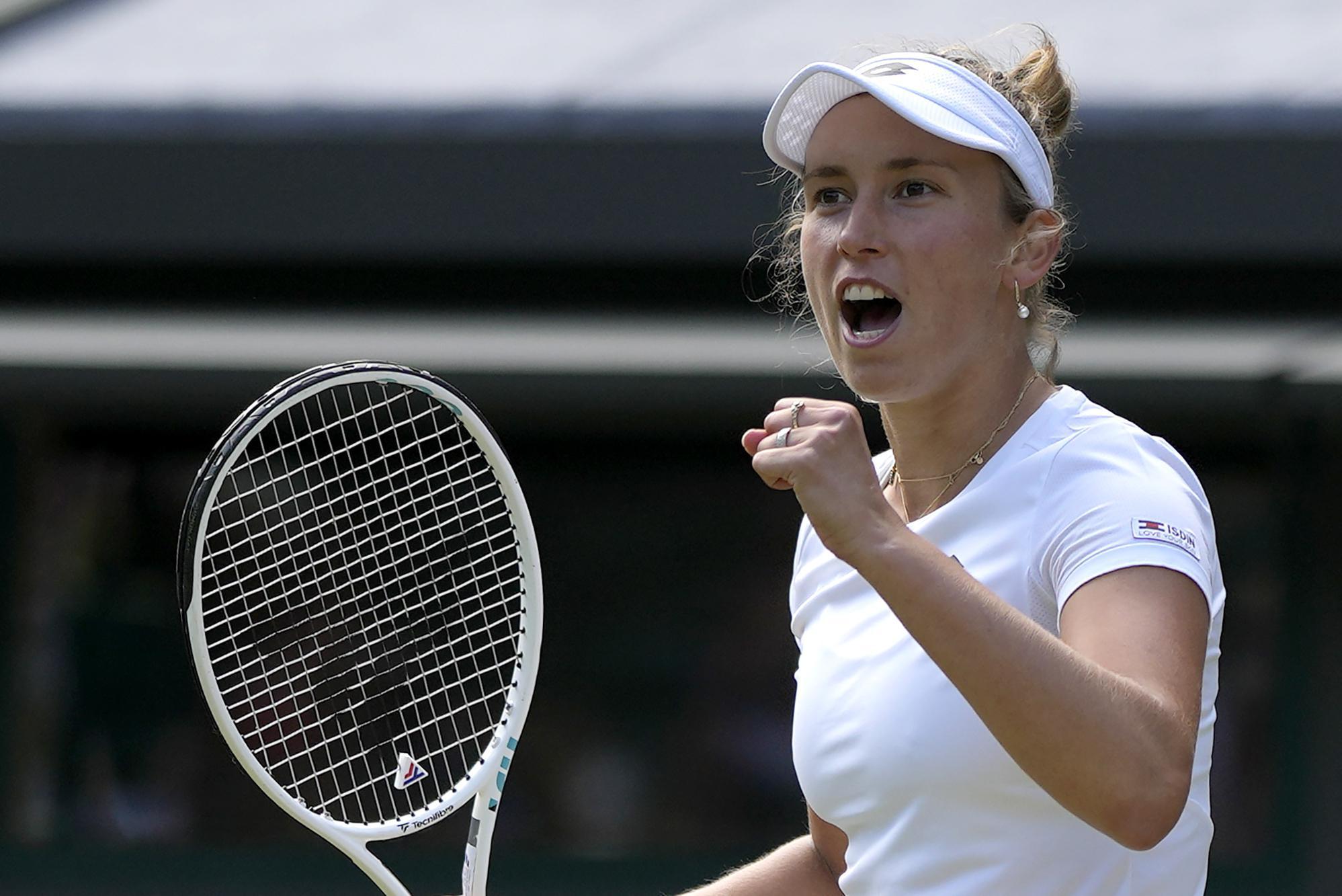 Elise Mertens blikt Alizé Cornet in en grijpt eerste WTA-zege van het ...