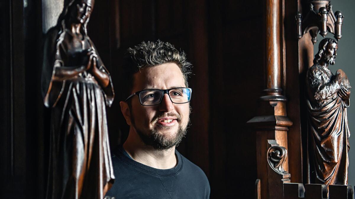 Moppenschrijver ‘De Slimste Mens’ bedenkt nu humor voor eigen show in ...