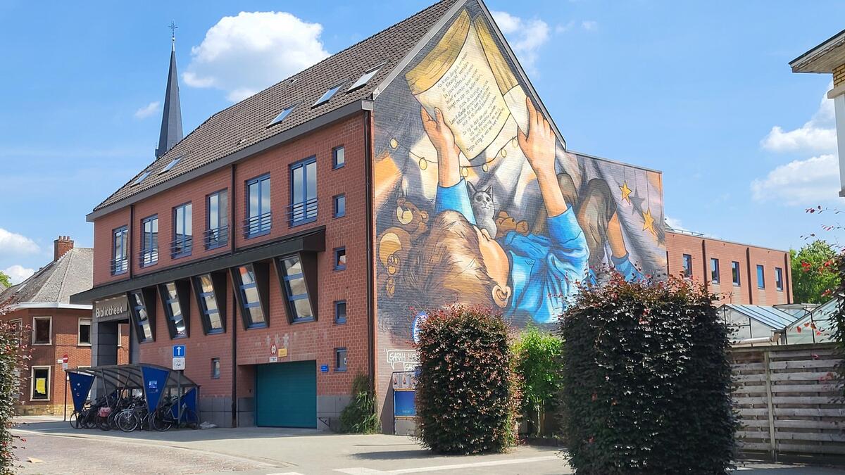 Stiekem lezertje siert huizenhoog zijgevel bib: “Eerste keer dat ik ...