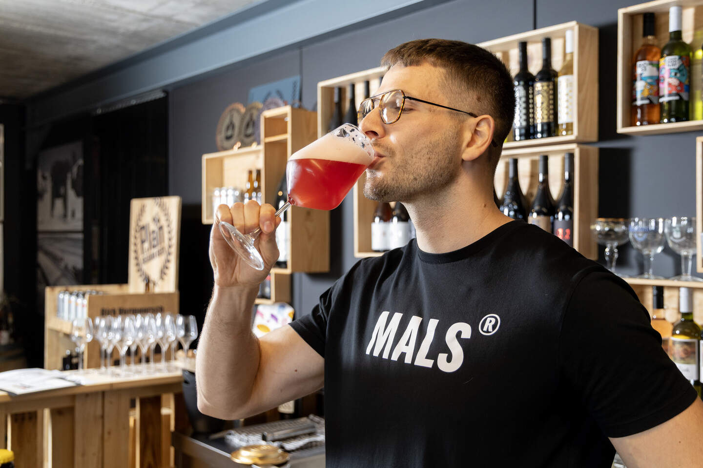 Mals Rood met kersen en hibiscus van jonge brouwer Shaughn Dolèzal wint ...