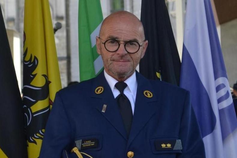 Politiecommissaris (67) geflitst met 109 km per uur, vlak na zijn eigen ...