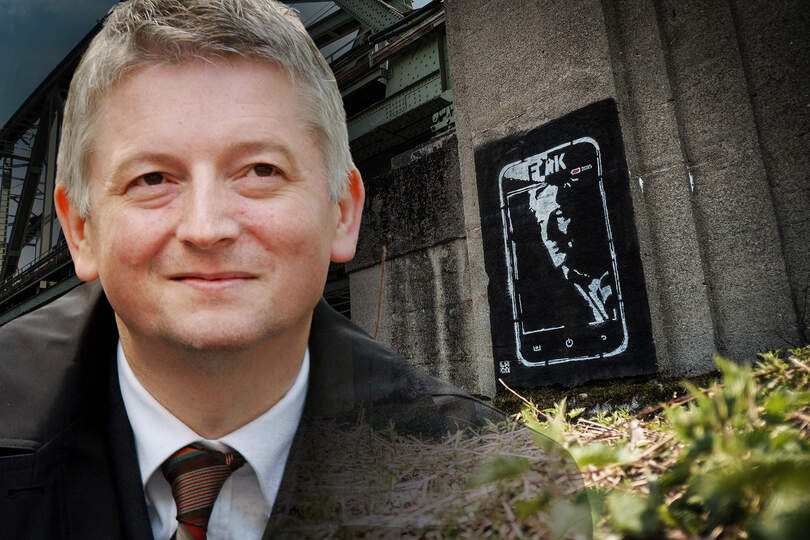 Tien jaar na zelfdoding blijft taboe over vermeend wangedrag Steve ...