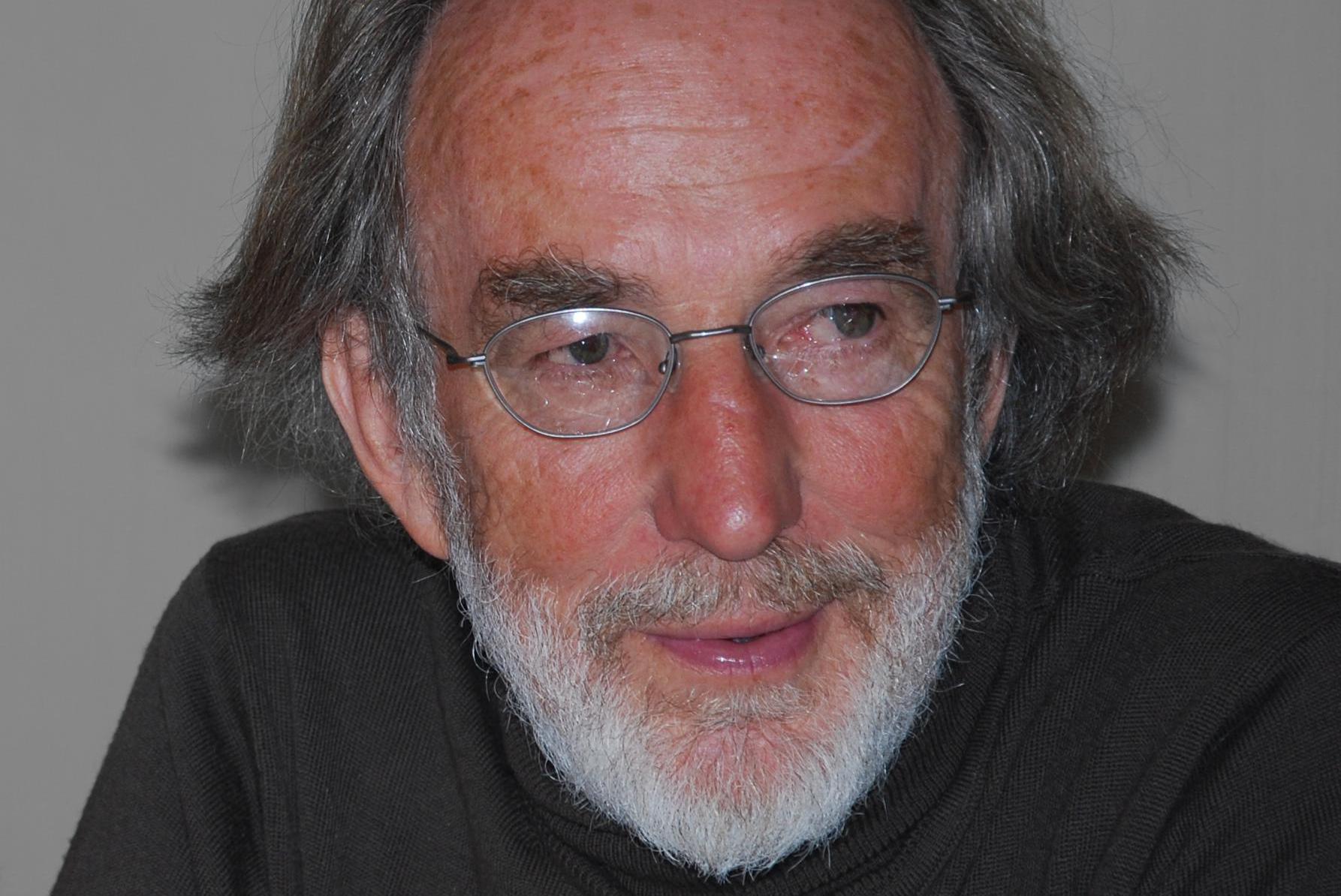 Bekende Beerzelse schrijver Gaston Van Camp (83) overleden: “We ...