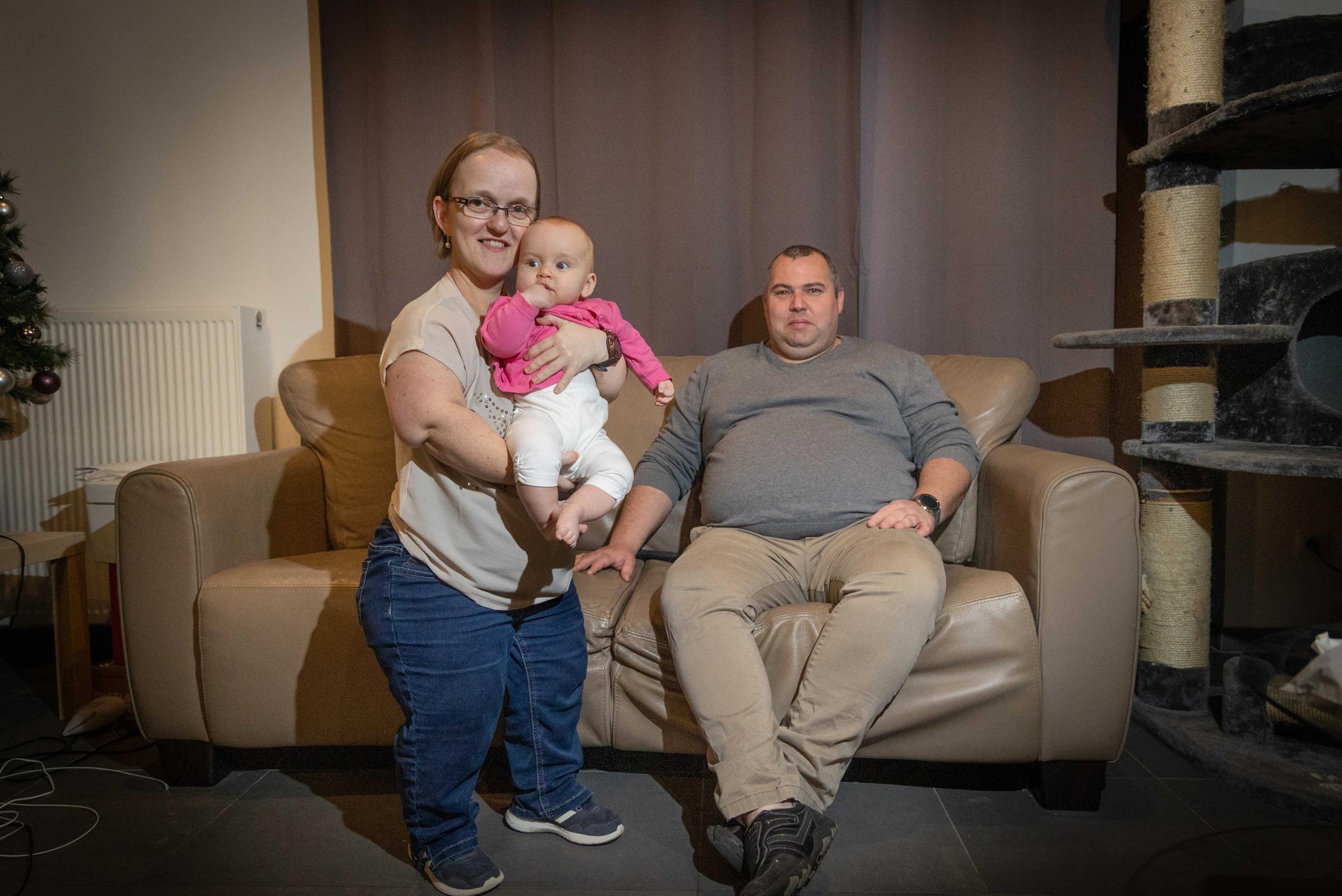 Haar kind maakte 50 procent kans op dwerggroei, toch beviel Candy (35 ...