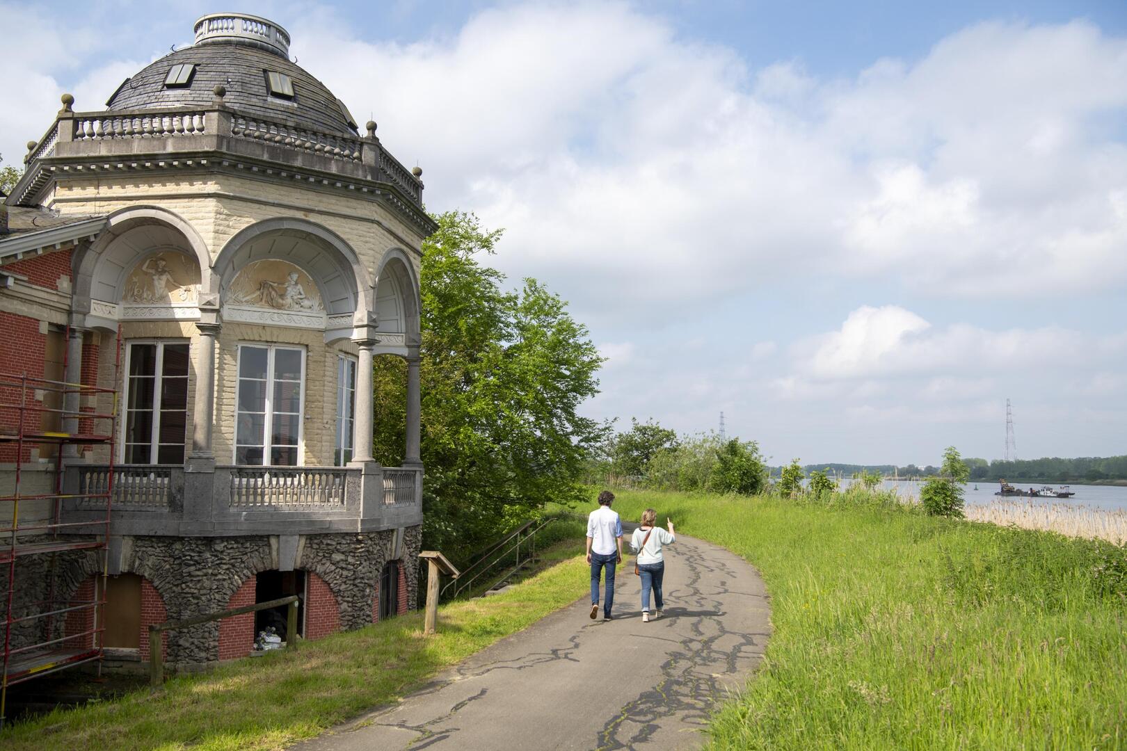 Bornem dingt samen met Kasterlee, Sint-Niklaas, Diksmuide en Torhout ...