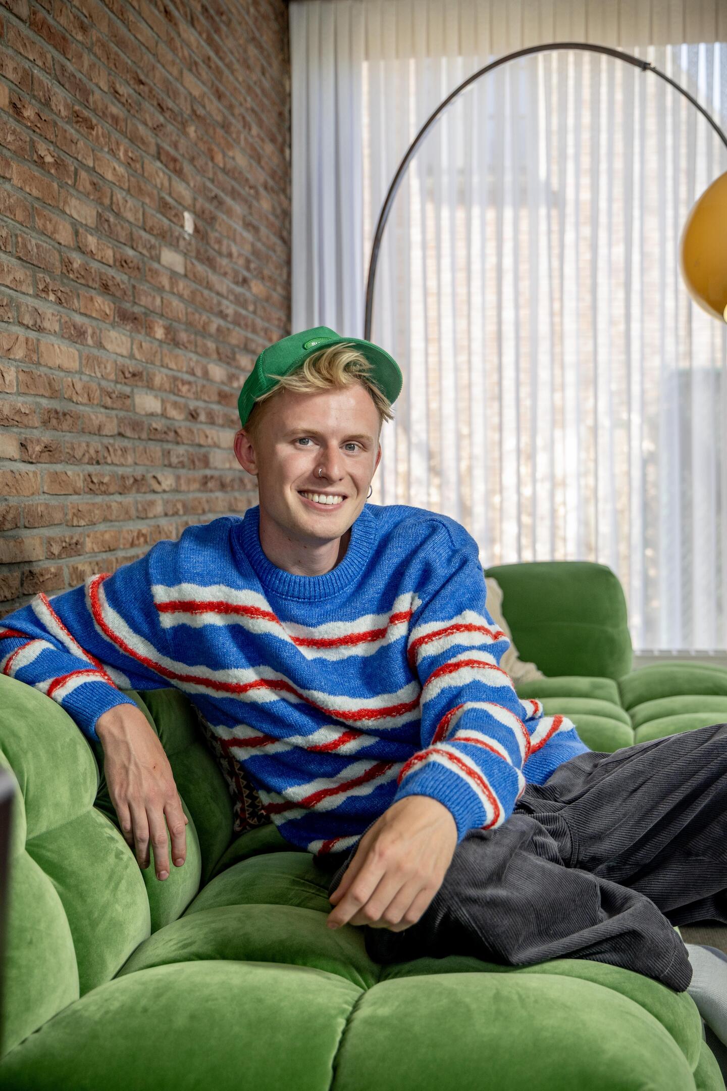 Deze Tiktokker (24) verkiest de stille Kempen boven de stress van de ...