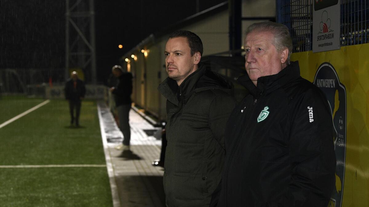 Kersvers Racing-coach Kevin Van Haesendonck debuteert met winst tegen ...