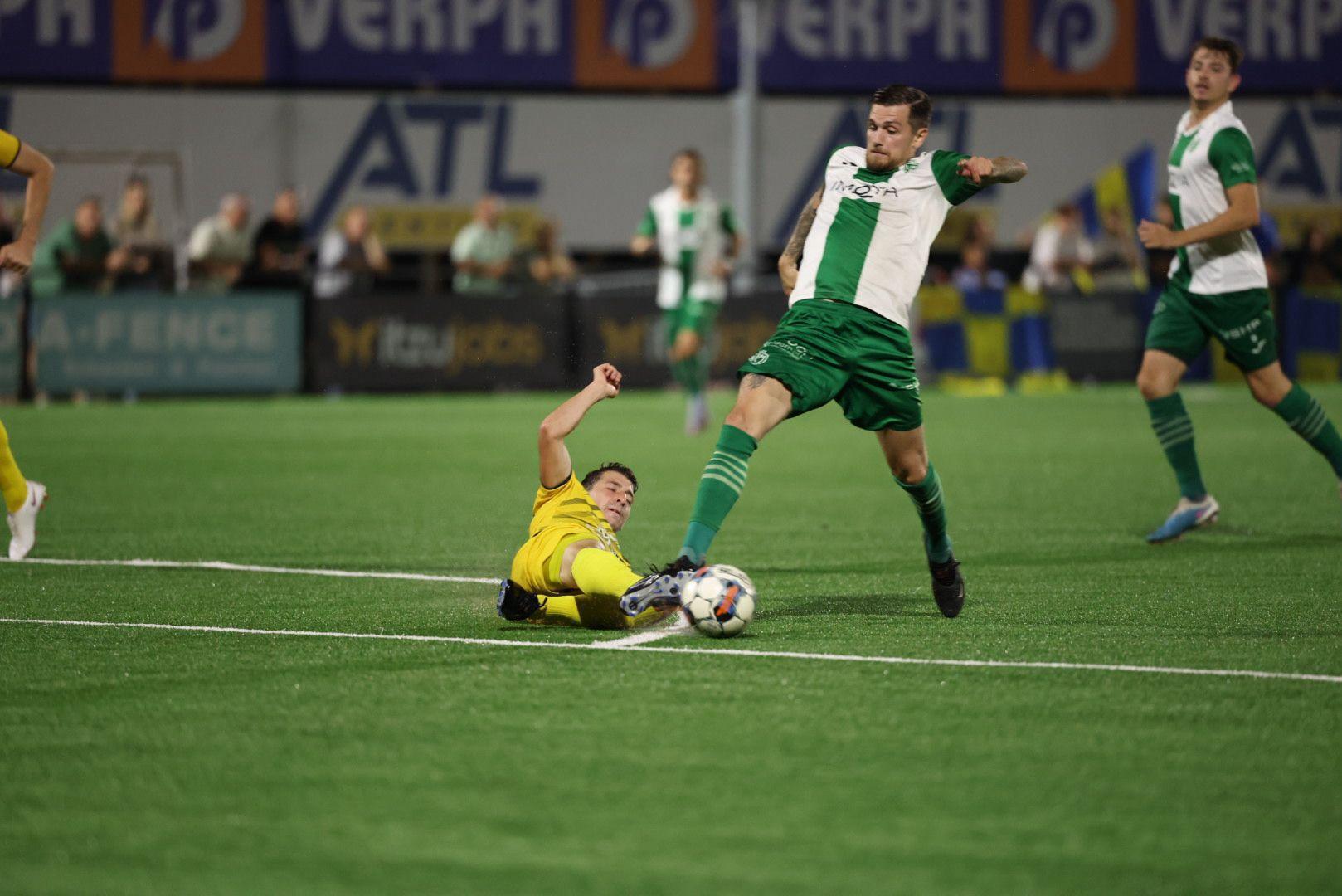 RC Mechelen ligt uit beker van België na 2-0-verlies op Thes: “We waren ...
